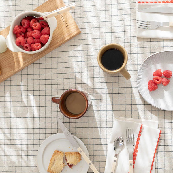 3 Tips for Setting the Perfect Summer Table – Schoolhouse